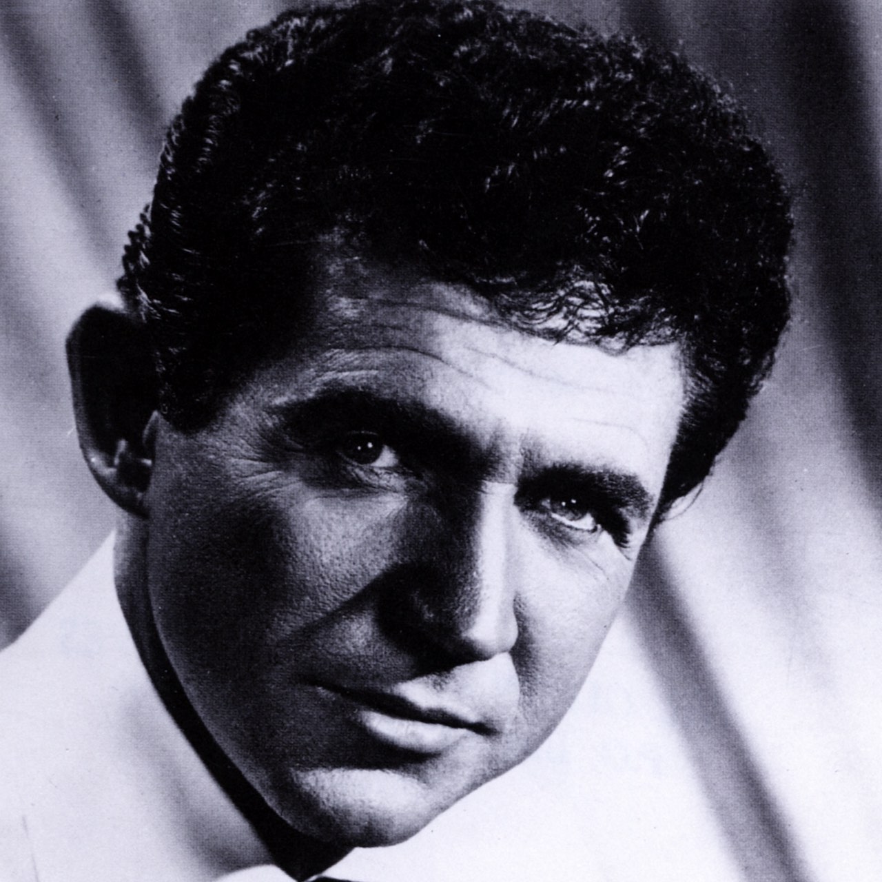 Death Of Country Great Sonny James - uDiscover