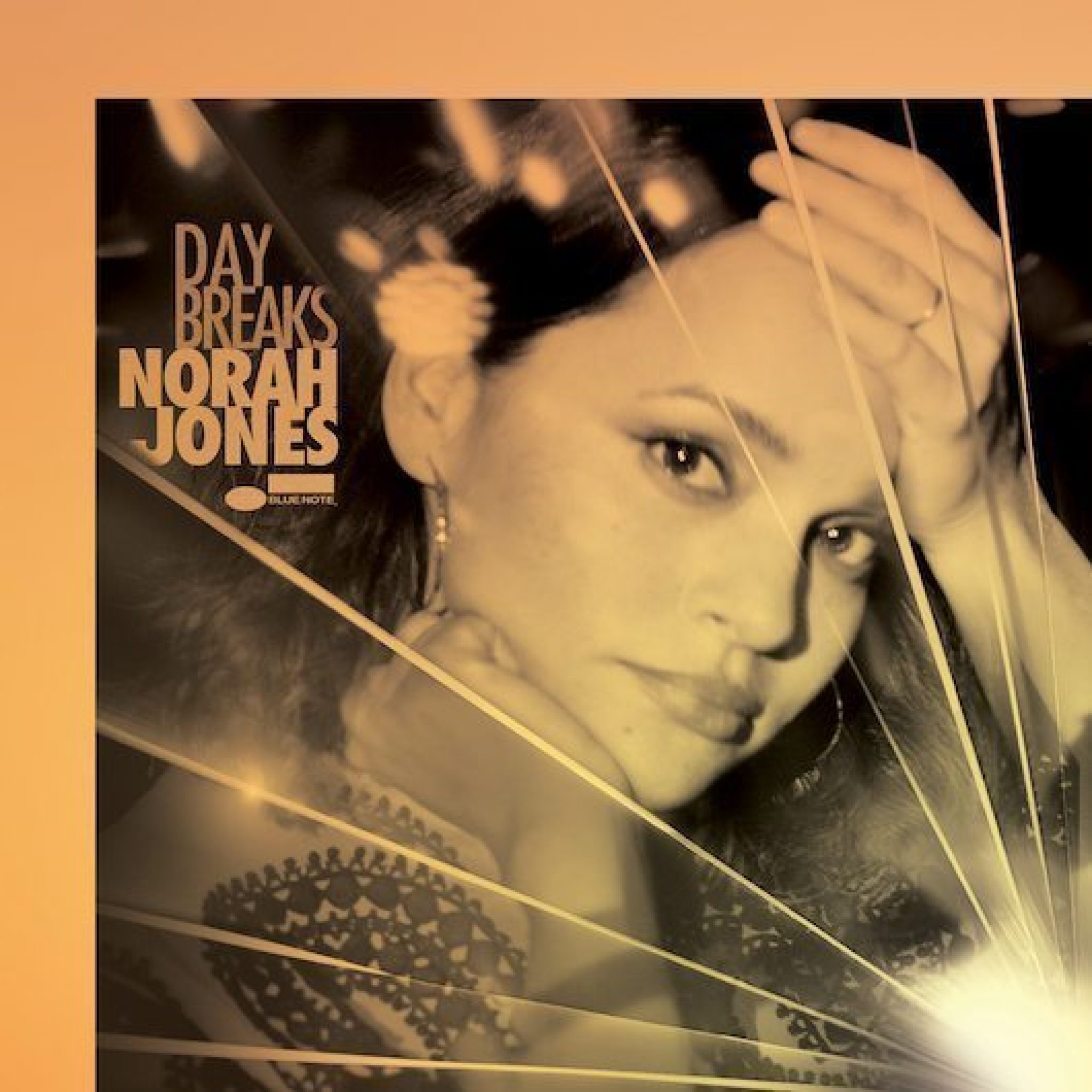 Watch Norah Jones Carry On - uDiscover