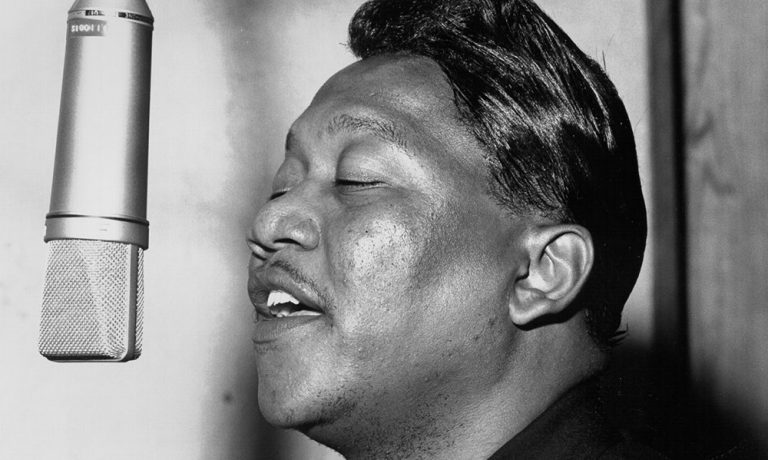 R&B Vocal Giant Bobby 'Blue' Bland Honoured With New Statue - uDiscover
