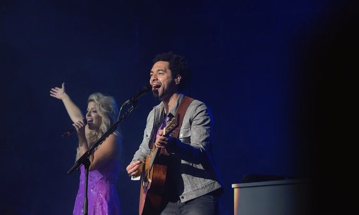 UK Country Arrives At Royal Albert Hall With The Shires | uDiscover