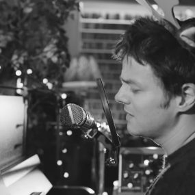 reDiscover Johnny Mercer’s Accentuate The Positive | uDiscover