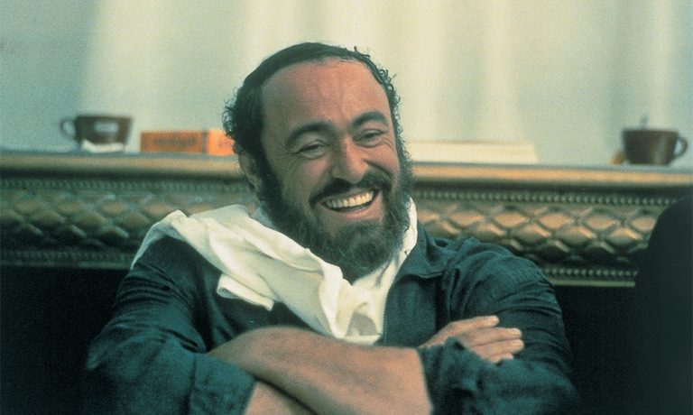 Pavarotti Performing Verdi: The Essential Operas
