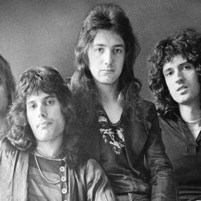 Songs About The Moon: 20 Essential Tracks For Lunar-Ticks | uDiscover