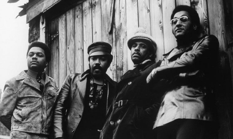 Four Tops' 'Greatest Hits': Motown’s First UK No.1 Album | uDiscover