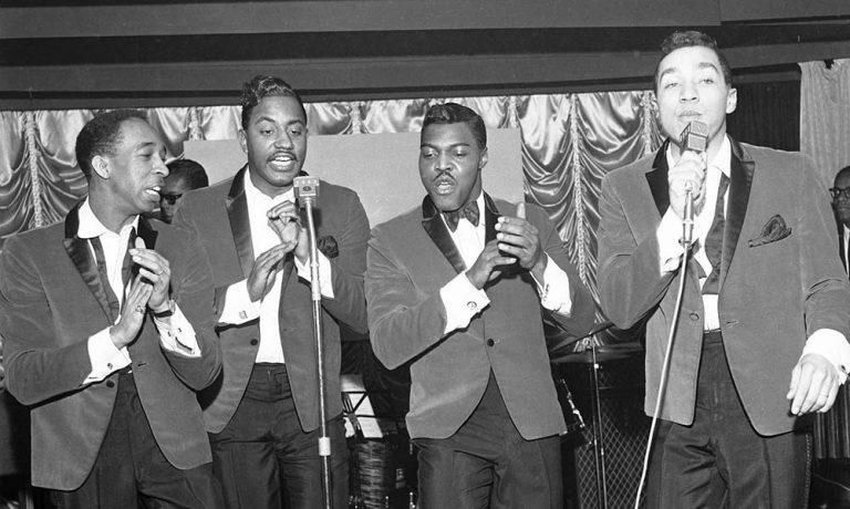 'Shop Around': The Miracles Pick Up Motown's First Million-Seller