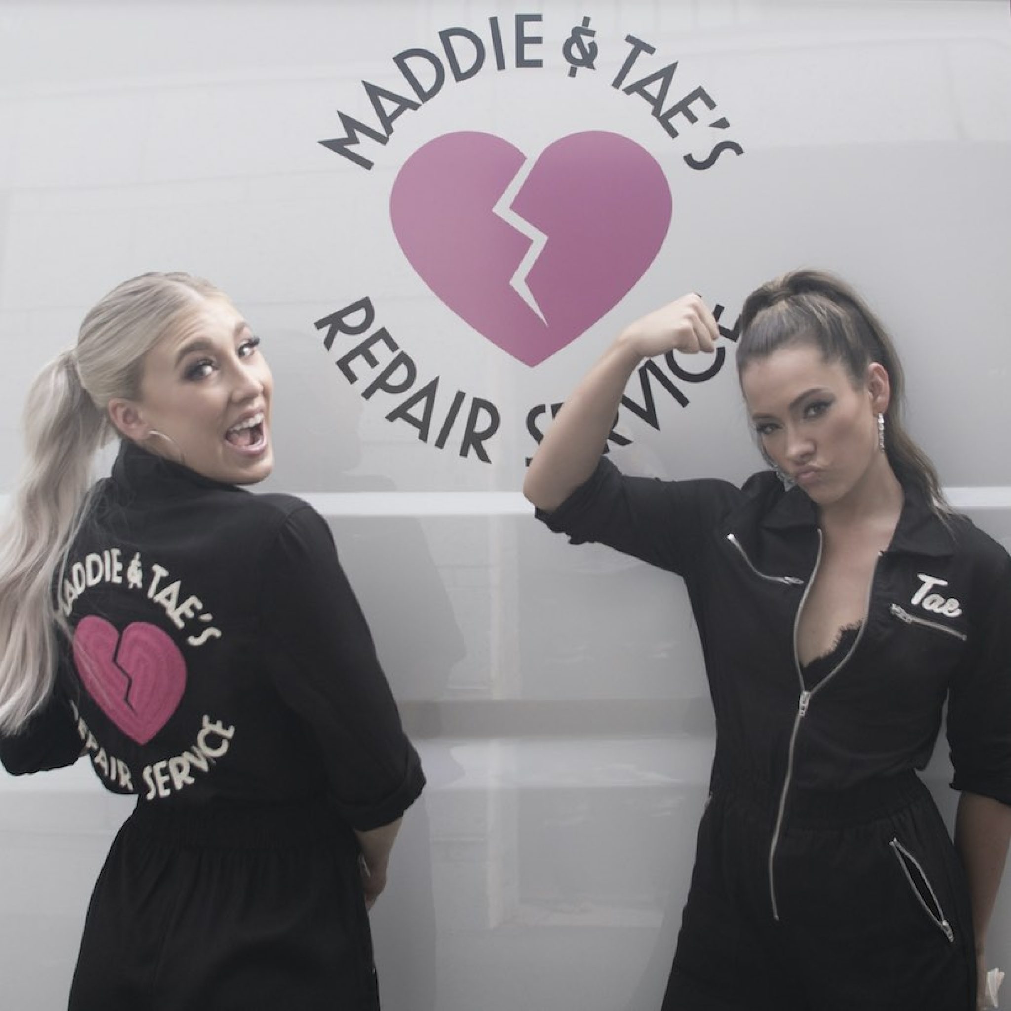 Watch Country Duo Maddie & Tae's New 'Bathroom Floor' Video