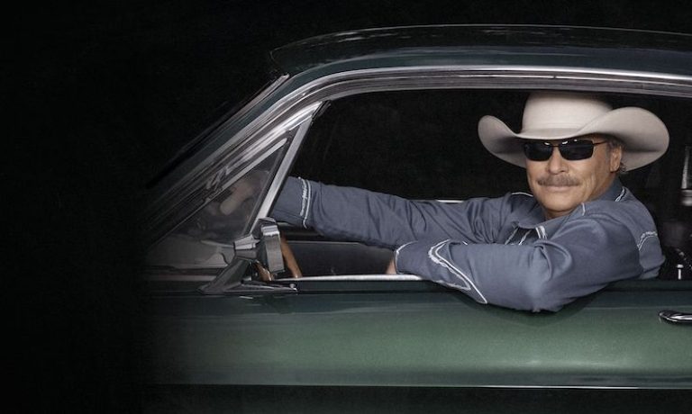 Alan Jackson Announces Drive-In Shows In Alabama In June | uDiscover