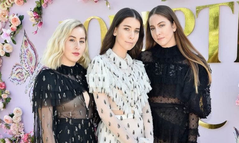 HAIM Announce UK Arena Tour For June 2021 | uDiscover