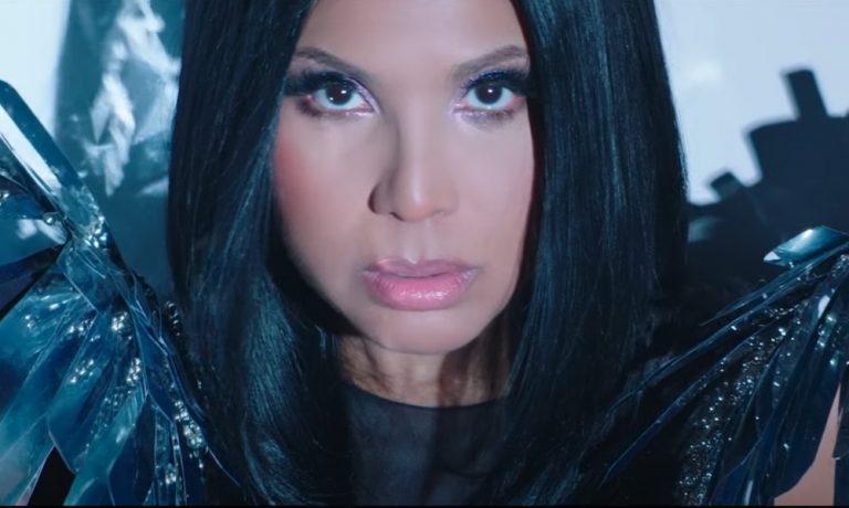 Watch Toni Braxton’s High-Energy ‘Dance’ Video | uDiscover