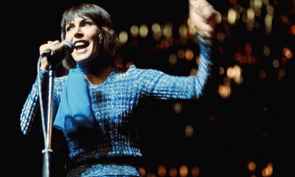 Helen Reddy, Australian Singer Of Feminist Anthem ‘I Am Woman,’ Dead At ...