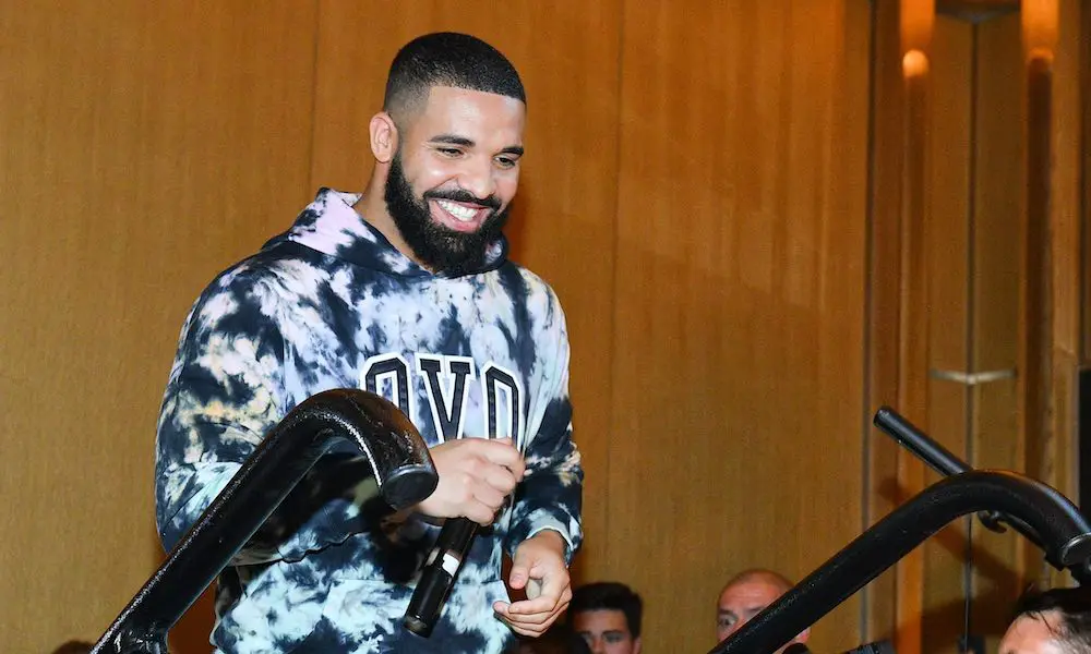 Watch Drake Unleash His Fire In The Booth Freestyle