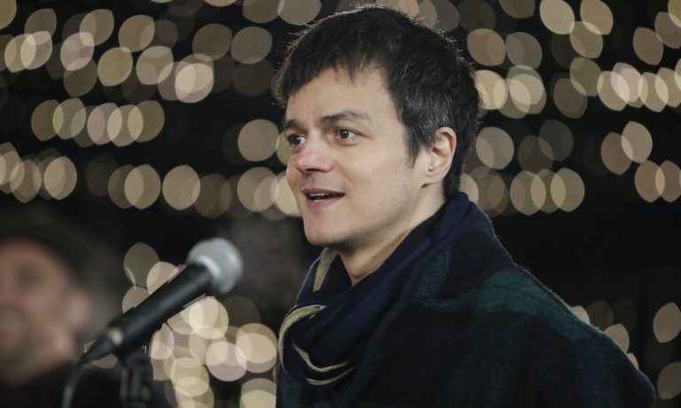 Jamie Cullum Breaks Record For Largest Music Lesson Ever Held