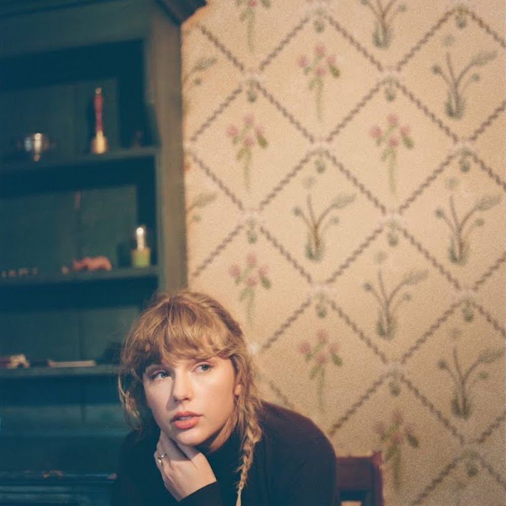 Taylor Swift Drops ‘Lonely Witch’ Remix Version Of ‘Willow’ | uDiscover