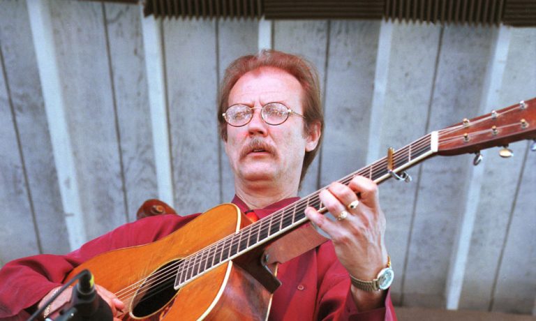 Tony Rice, Pioneering Bluegrass Guitarist, Dies Aged 69