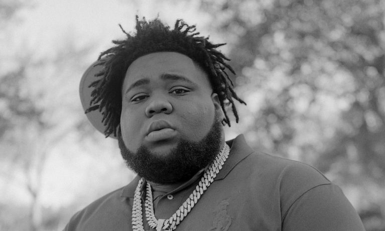 Rod Wave Releases Somber ‘Tombstone’ Visual | uDiscover