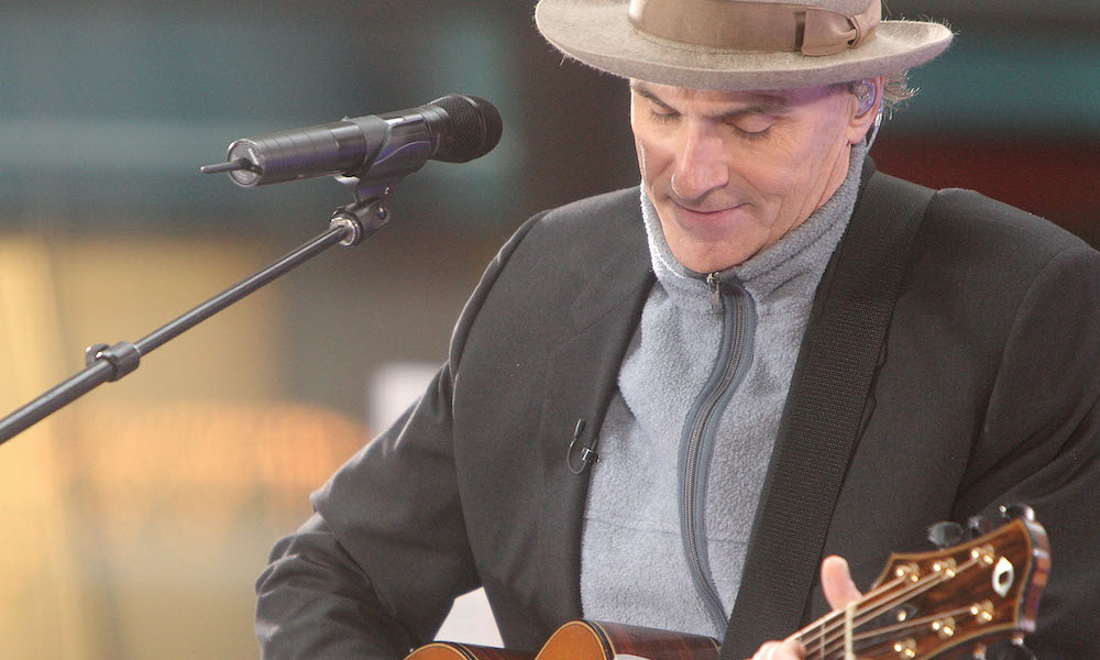 Watch James Taylor's 2007 'One Man Band' Version Of 'Never Die Young'