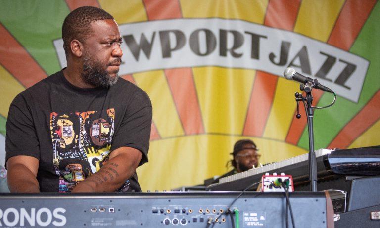 Robert Glasper Announces Livestream Events In Partnership With On Air