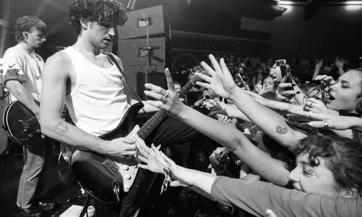 Go On Tour With Inhaler In New Video For ‘My Honest Face’ | uDiscover