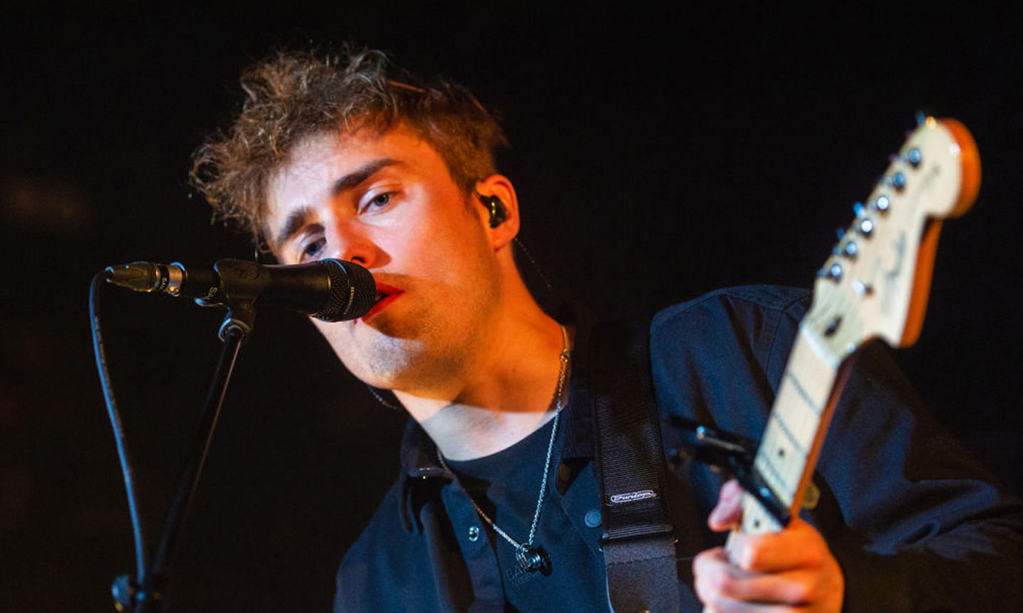 Watch Sam Fender Perform Spit Of You Live At A North Shields Pub