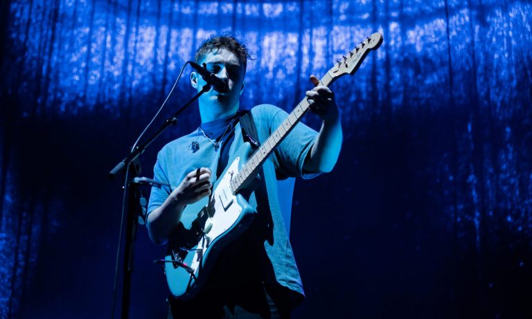 Sam Fender Performs ‘Seventeen Going Under’ On Top Of The Pops