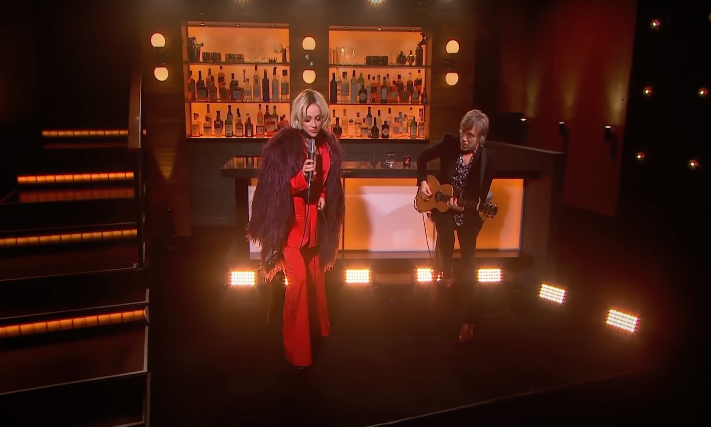 Watch St. Vincent Sing From Behind A Bar On ‘The Late Late Show’