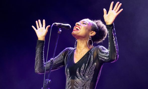 Triple Grammy Nominee Allison Russell Guest-Hosts ’Womanica’ Podcast