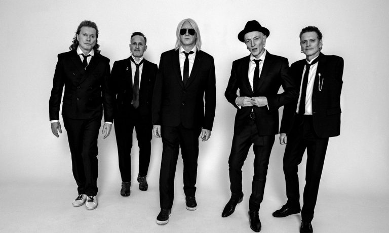 Def Leppard Share The Spectacular Video For Their New Single, Kick