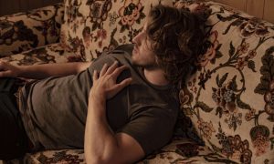 Dean Lewis Returns With Latest Single ‘Hurtless’ | uDiscover