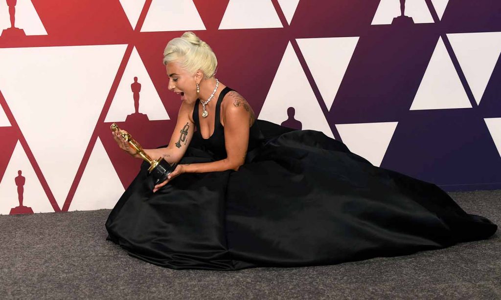 How To Write A Catchy Song: Anatomy Of An Earworm