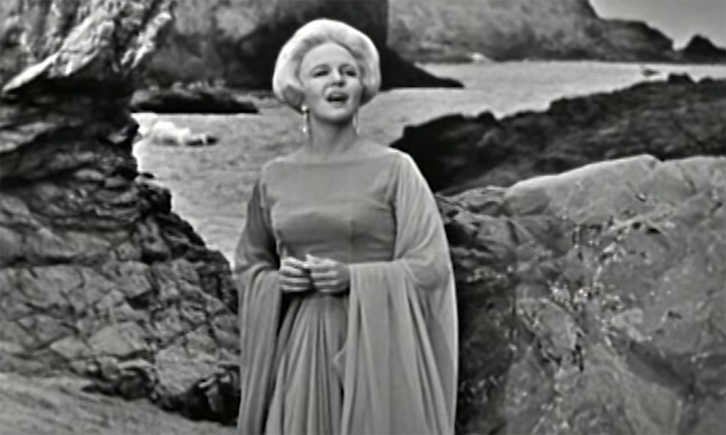 Watch Two Vintage Peggy Lee Performances From The Ed Sullivan Show