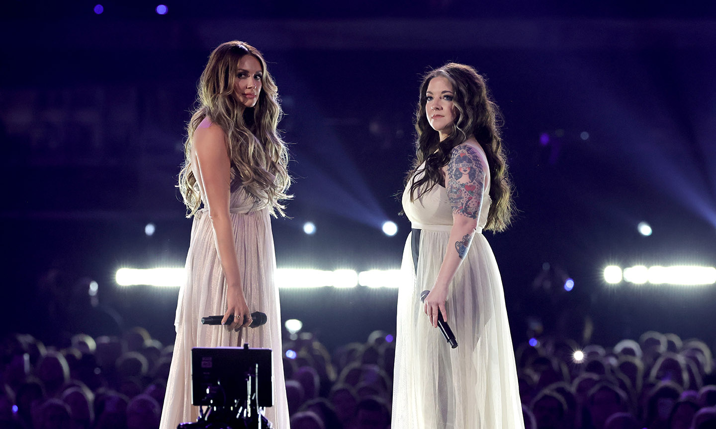 Carly Pearce, Ashley McBryde’s ‘Never Wanted To Be That Girl’ Hits No. 1