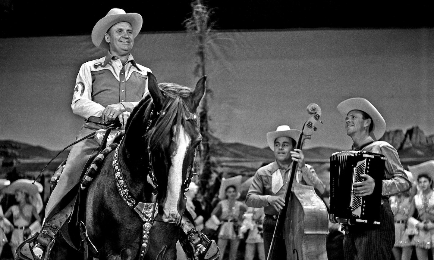 Watch Gene Autry Sing Signature ‘Back In The Saddle Again’ On ‘Sullivan’