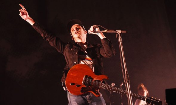 Jamie T Shares Dramatic New Track, Between The Rocks