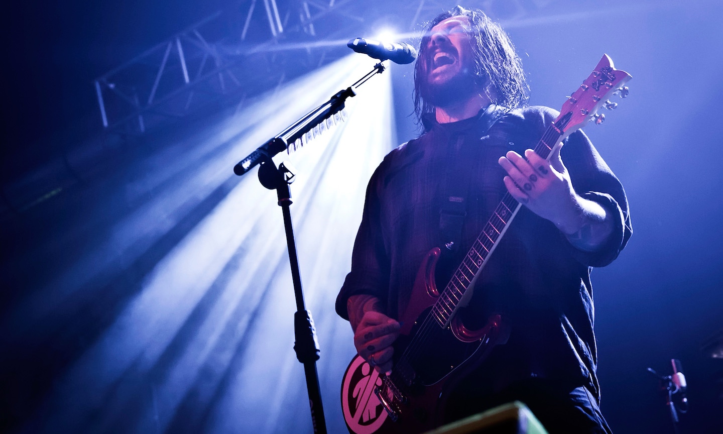 Listen To Seether’s Deluxe Edition Of ‘Si Vis Pacem, Para Bellum’