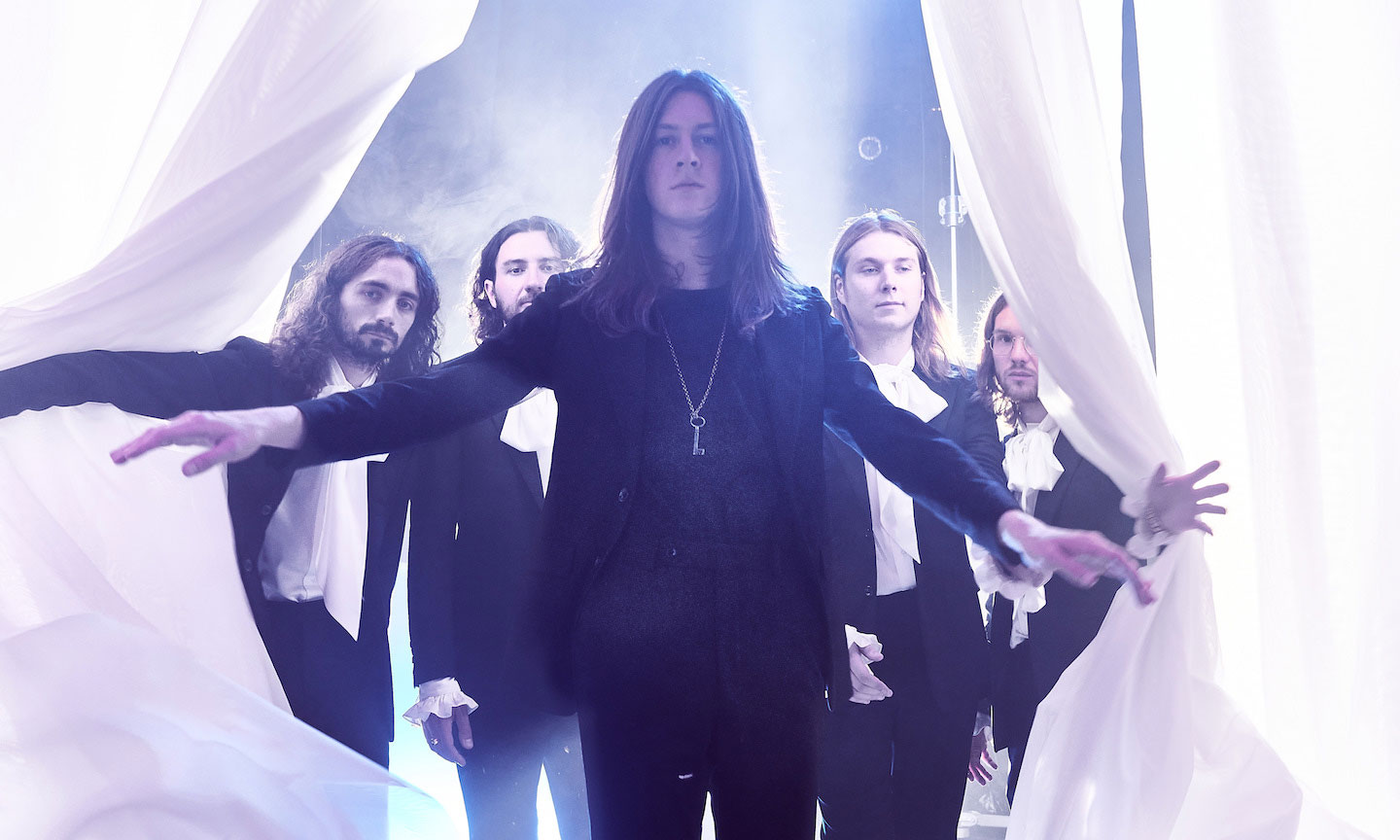 Blossoms Announce 21-date UK And Ireland Tour For Winter 2022