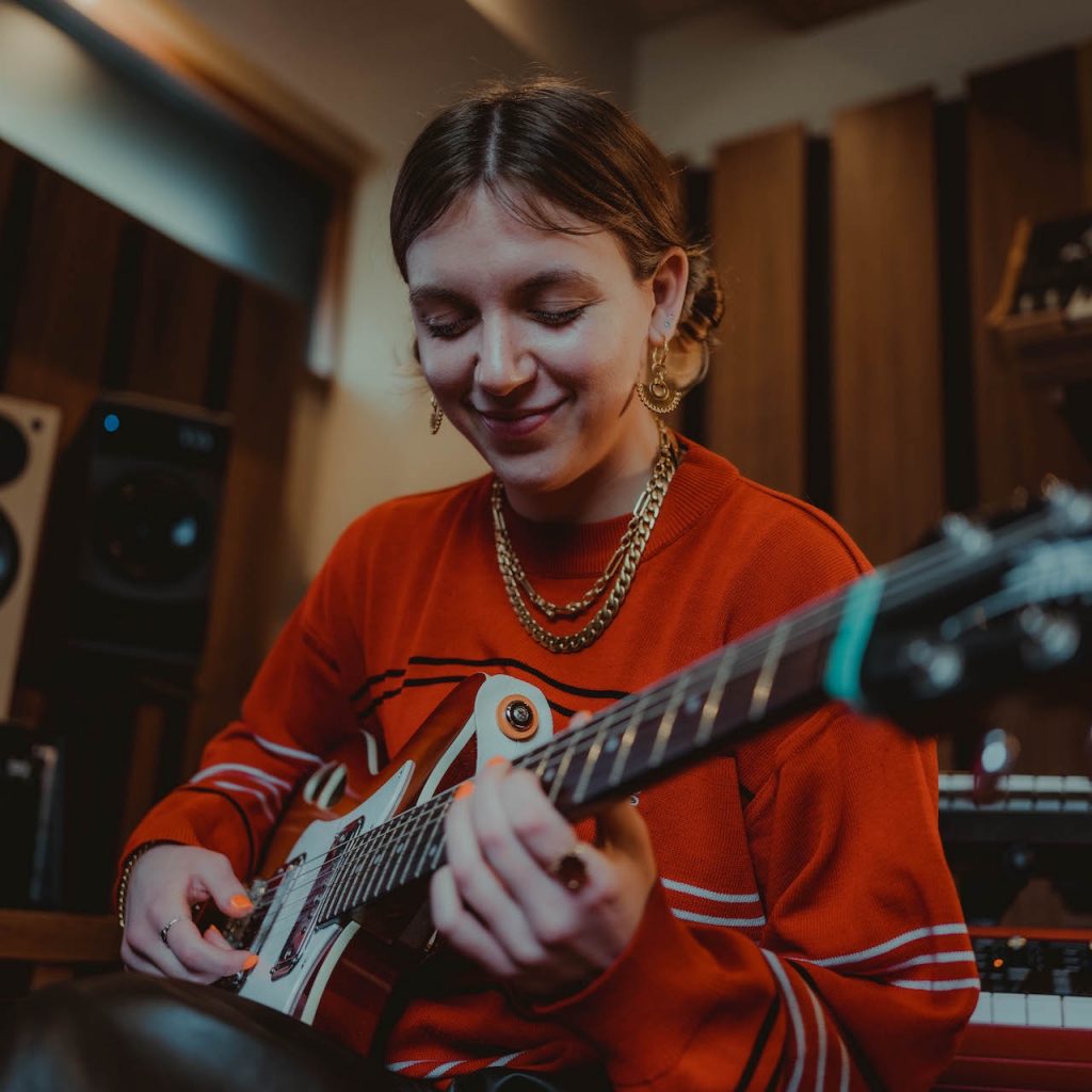 Maya Delilah Shares ‘harvest Moon Cover From ‘reimagined Ii