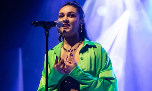 Listen To Bow Anderson Take On Queen’s ‘Radio Ga Ga’