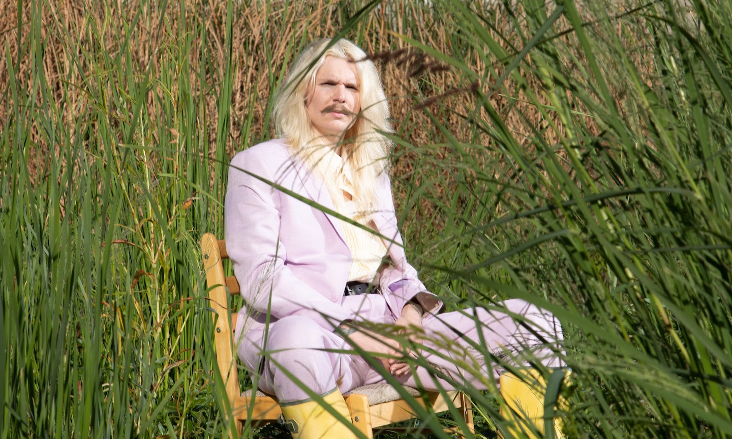 Jawny Says Goodbye With New Single ‘Adios’