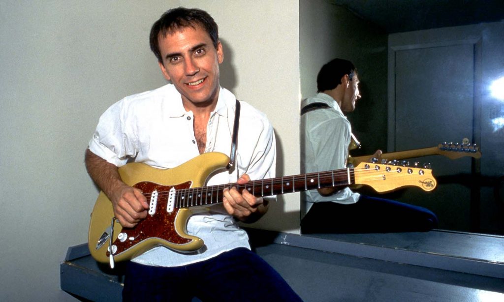 Larry Carlton: An Introduction To The Great Session Musician