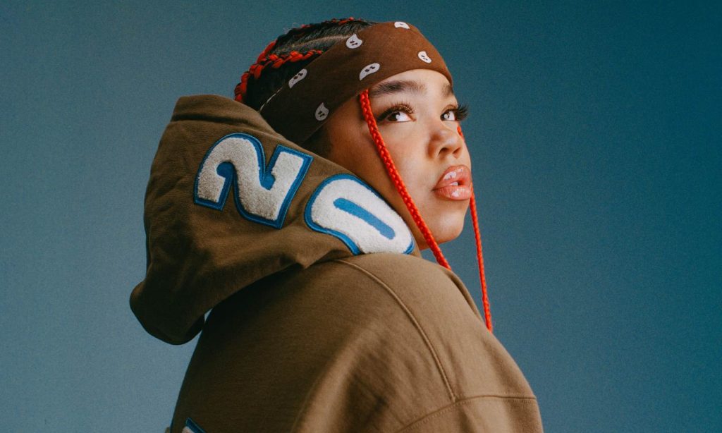 Zoe Wees Shares Emotional New Single ‘Daddy’s Eyes’ | uDiscover