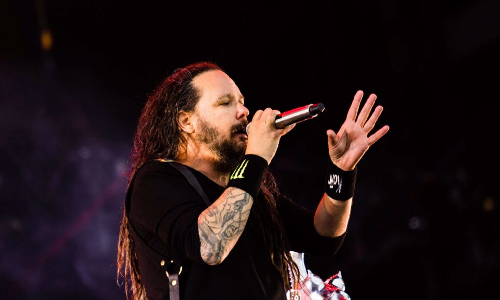 Korn’s Jonathan Davis Launches New Pet Brand, Freak On A Leash