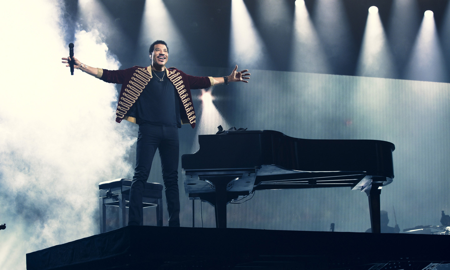 Lionel Richie To Perform At Blenheim Palace In 2023