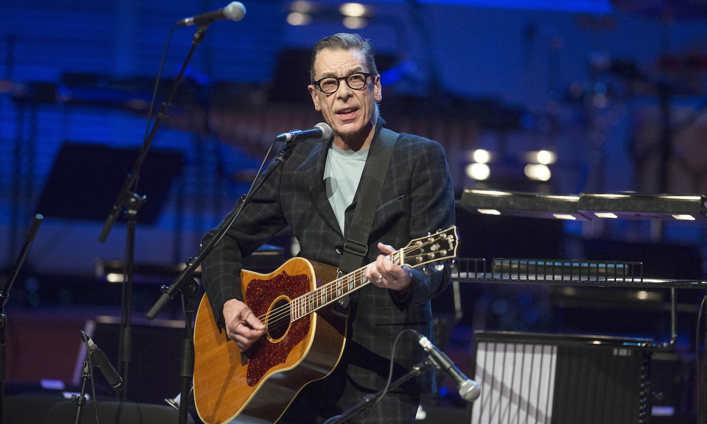 Singer-Songwriter, Stealers Wheel Co-Founder Rab Noakes Dies At 7