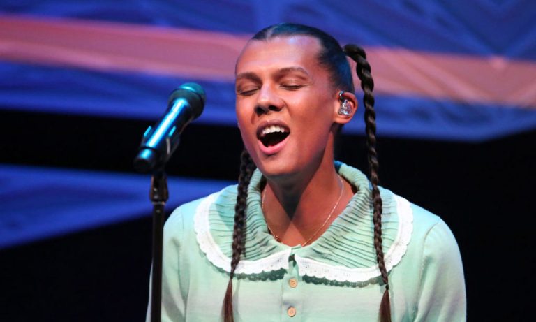 Watch Stromae Classic Tiny Desk Performance