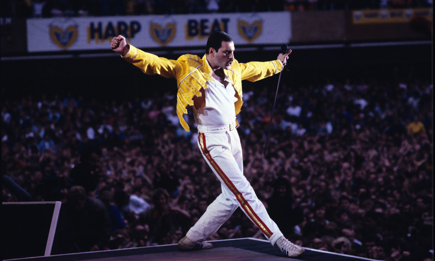 Queen Magic Tour Crowd