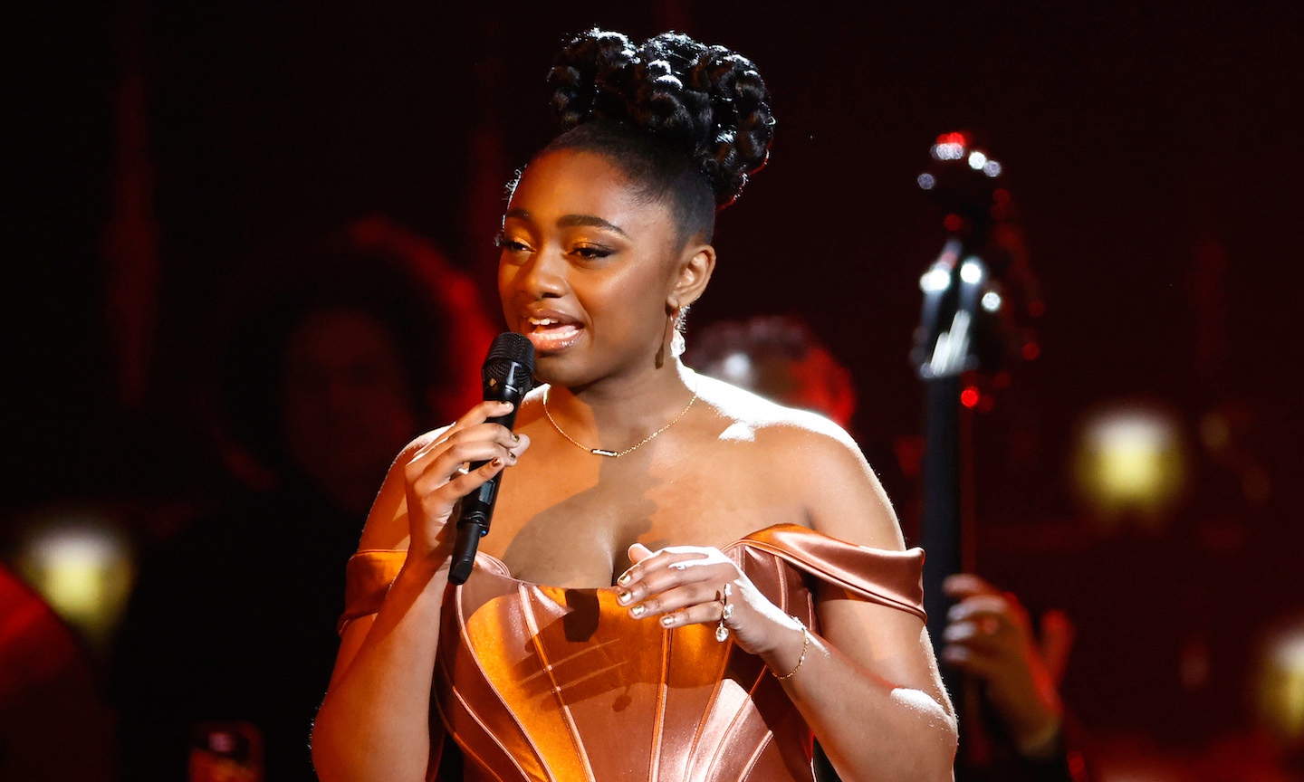 Watch Samara Joy Perform ‘Guess Who I Saw Today’ On ‘Fallon’