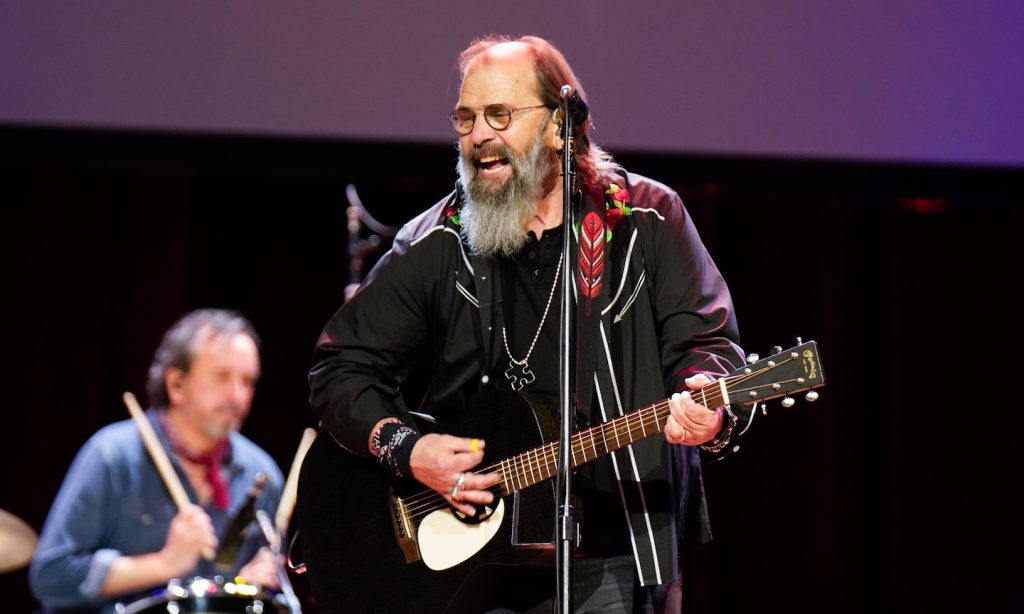 Steve Earle - Respected Singer-Songwriter | uDiscover Music