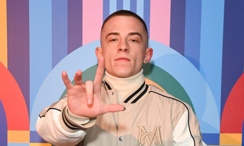 ArrDee Recruits Cat Burns For Tender ‘Home For My Heart’ | uDiscover