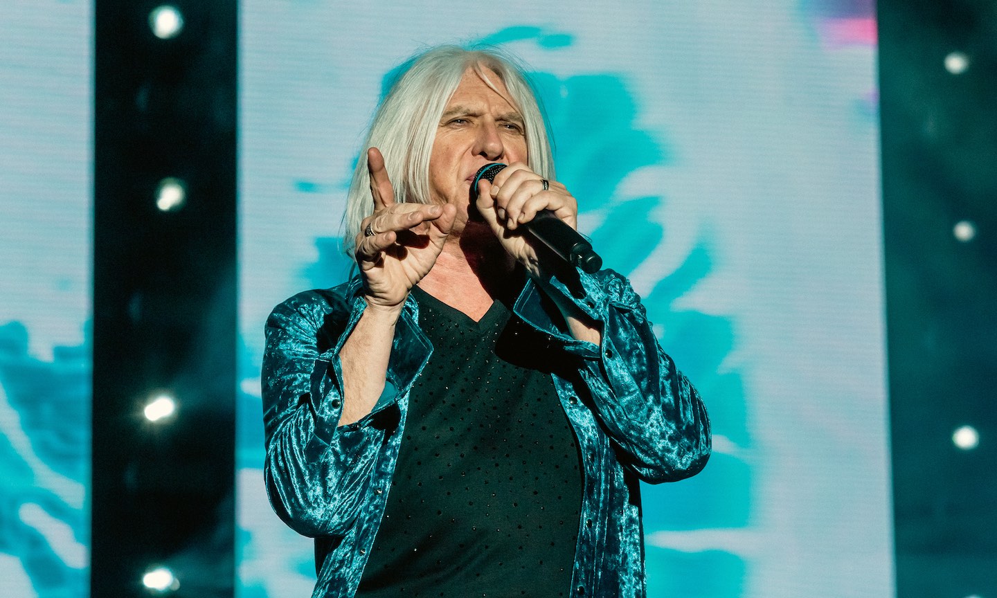 Def Leppard Shares Orchestral Version Of When Love And Hate Collide