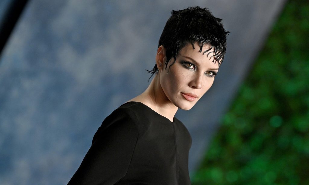 Halsey - Inspiring Pop Musician | uDiscover Music